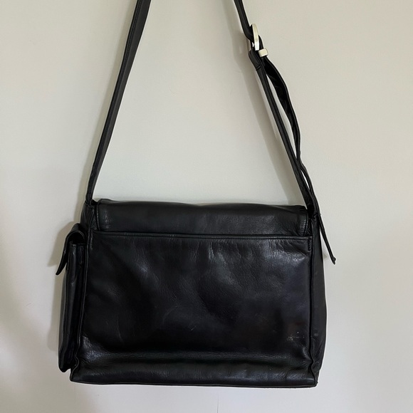Perlina | Bags | Perlina Black Leather Messenger Bag Purse Crossbody ...
